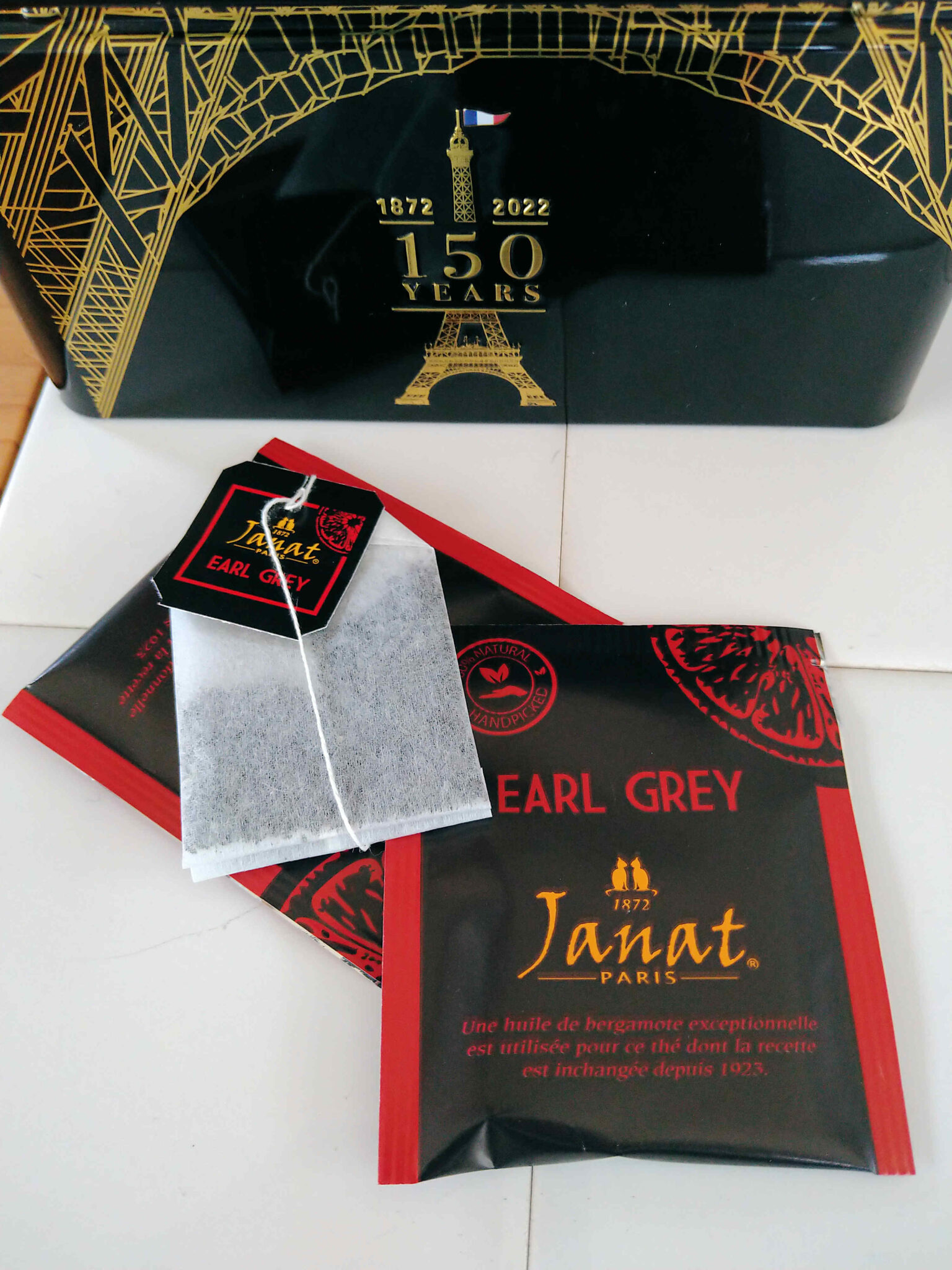 【Janat Paris（150周年）】エッフェル塔 記念缶シリーズ | きのこのファッション＆パリBLOG